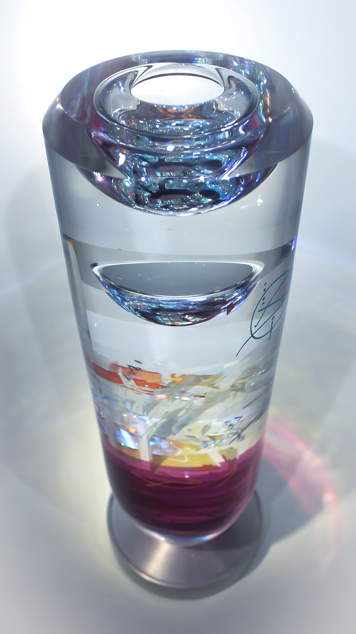 Oracle Light Vessel - Toland Sand · Glass Studio